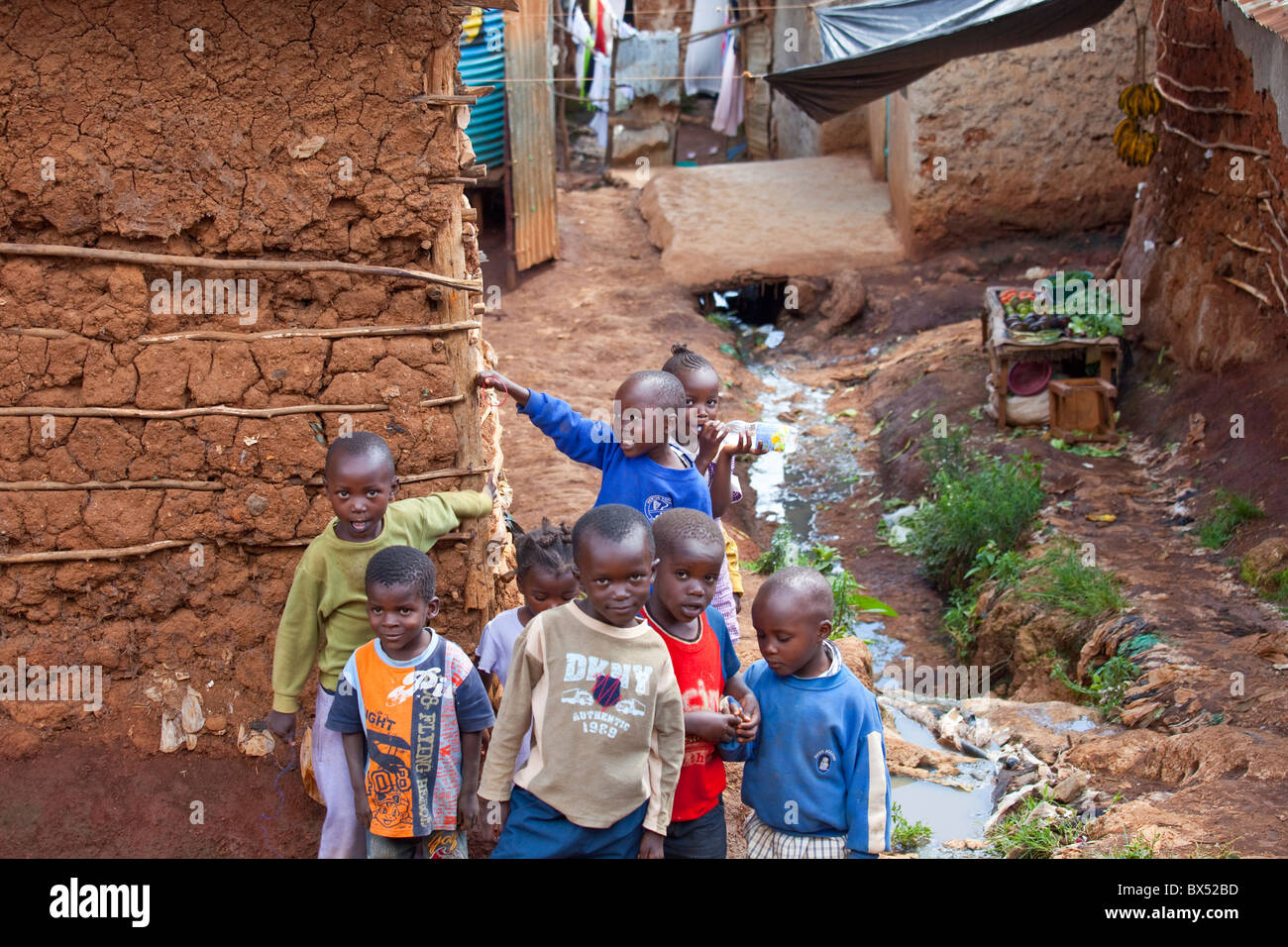Kibera slum, Nairobi, Kenya Stock Photo - Alamy