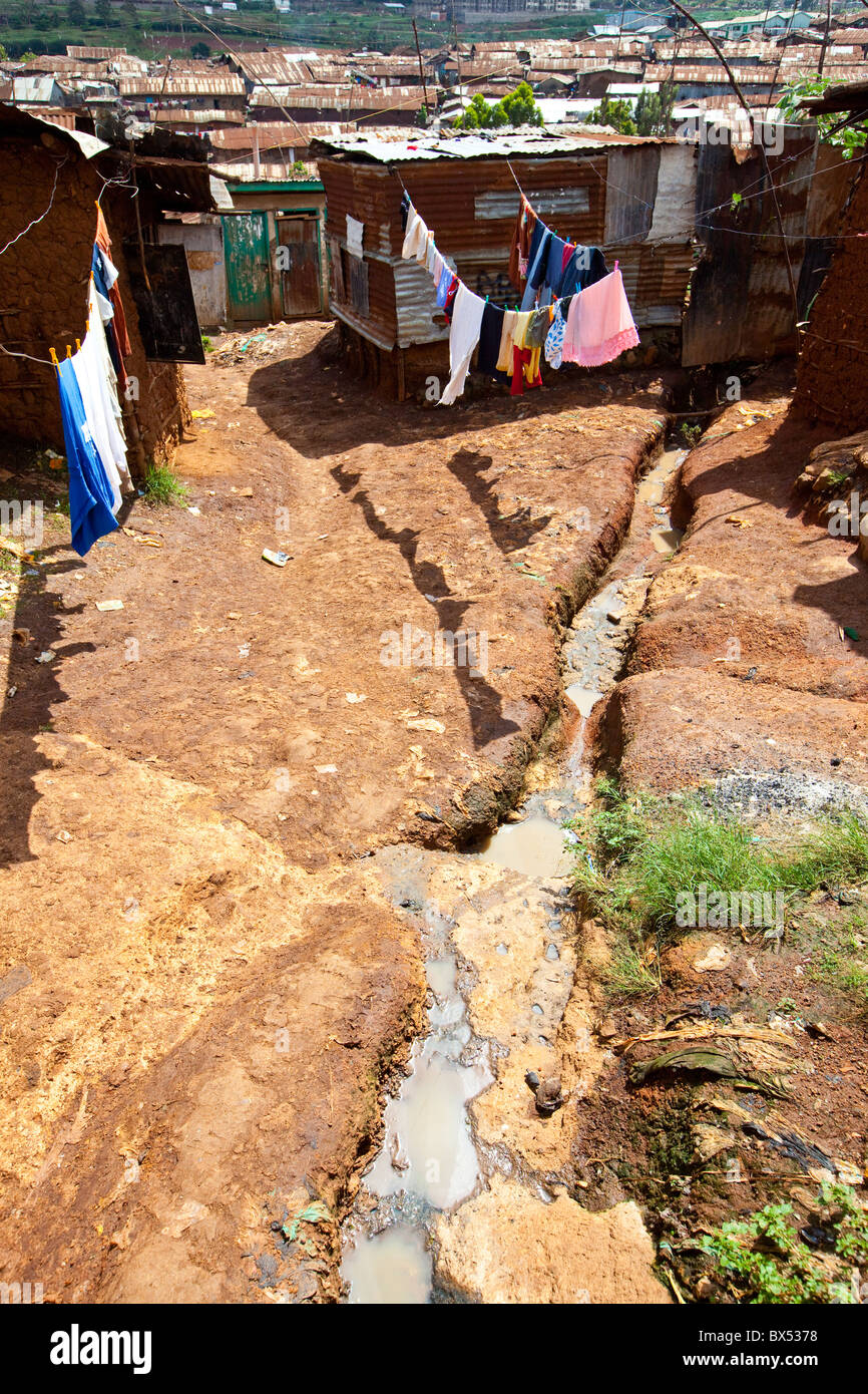 Kibera slum, Nairobi, Kenya Stock Photo - Alamy