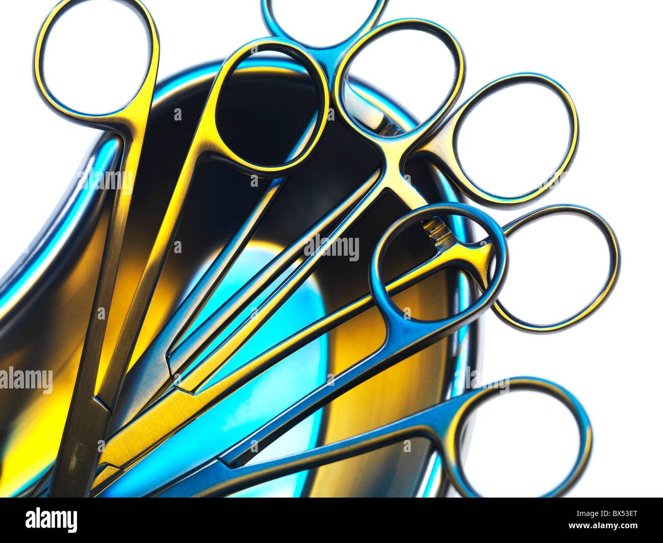 Surgical instruments in dish hi-res stock photography and images - Alamy