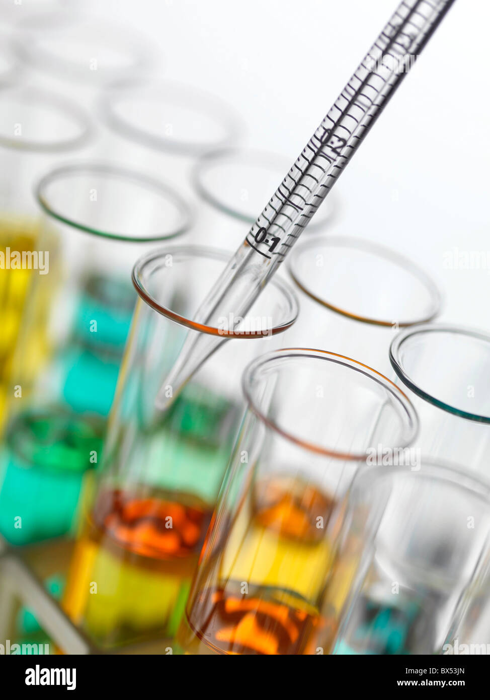 Measuring pipettes hi-res stock photography and images - Alamy