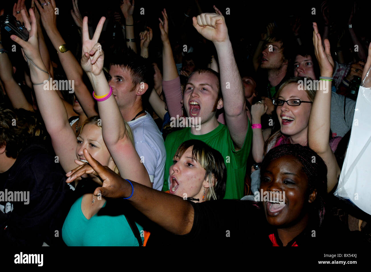 Crowds at an outdoor Music Festival Stock Photo - Alamy