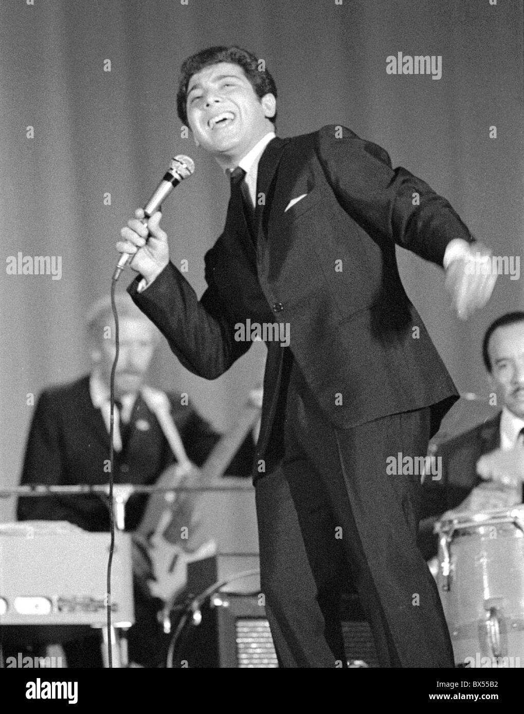 Paul anka hi-res stock photography and images - Alamy