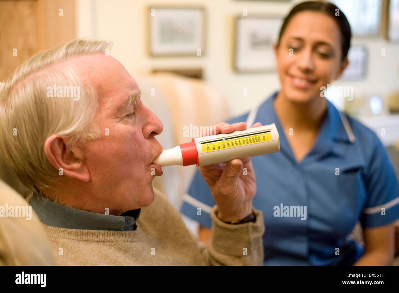 Lung function test Stock Photo - Alamy
