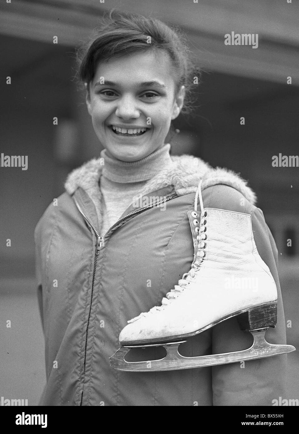 Hana Maskova, figure skator, skates Stock Photo - Alamy
