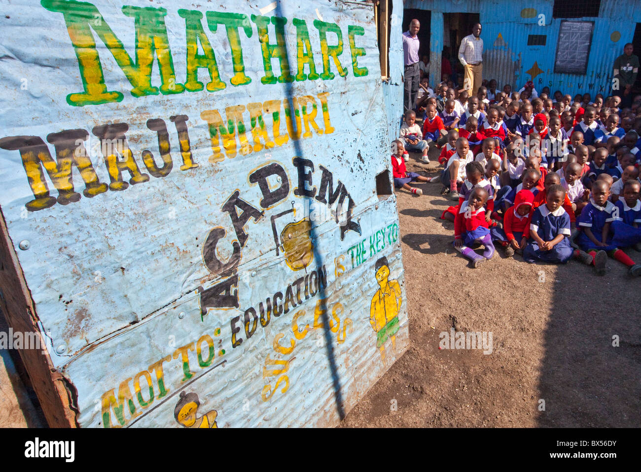 Maji Mazuri School in the Mathare slums, Nairobi, Kenya Stock Photo - Alamy