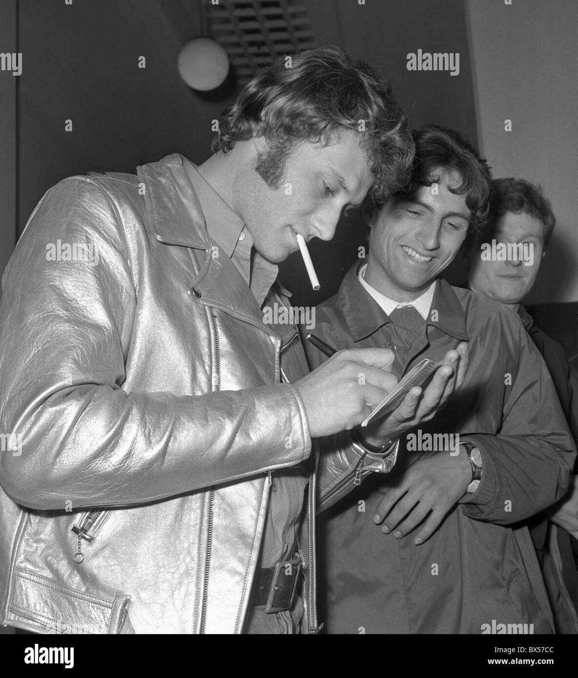 Johnny hallyday 1966 hi-res stock photography and images - Alamy