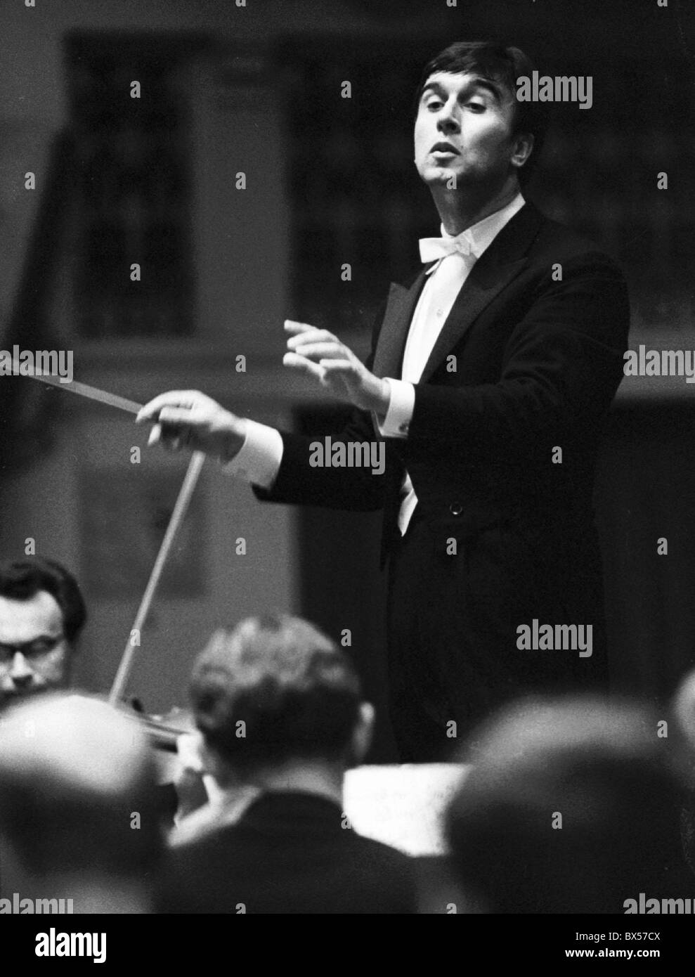 Italian conductor claudio abbado hi-res stock photography and images ...