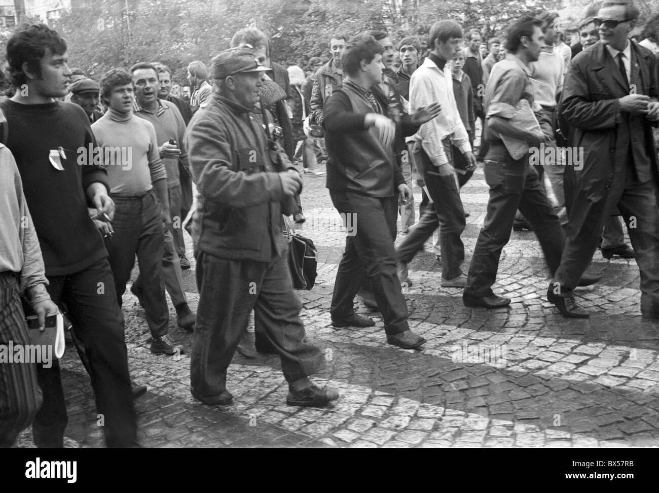 Political protesters Black and White Stock Photos & Images - Alamy