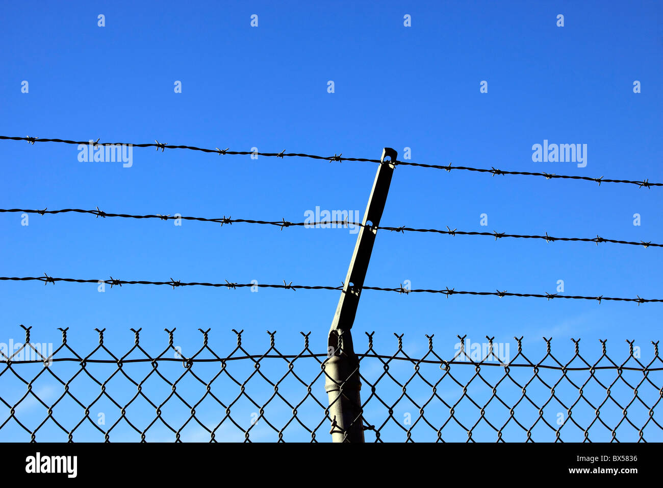 Barbed wire sharp danger security fence hi-res stock photography and ...