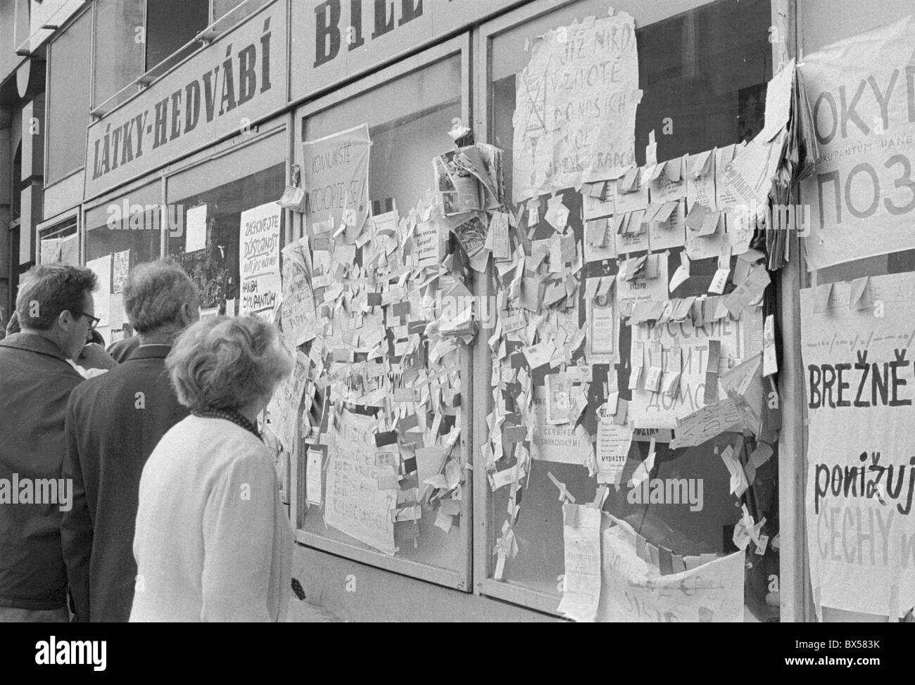 posters, messages, information, news, protest Stock Photo - Alamy