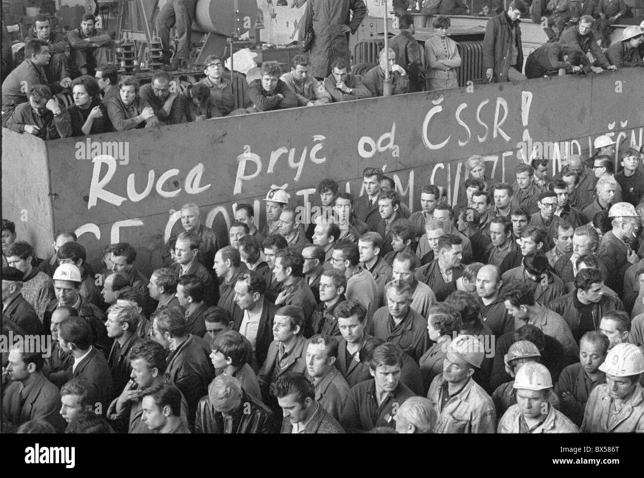 Soviet strike hi-res stock photography and images - Alamy