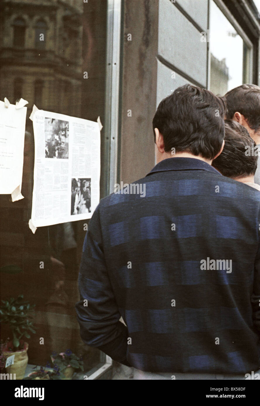posters, signs, leaflets, information, news, protest Stock Photo - Alamy
