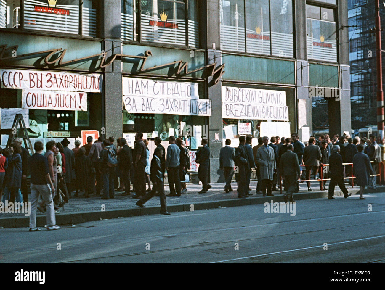 posters, signs, leaflets, information, news, protest Stock Photo - Alamy