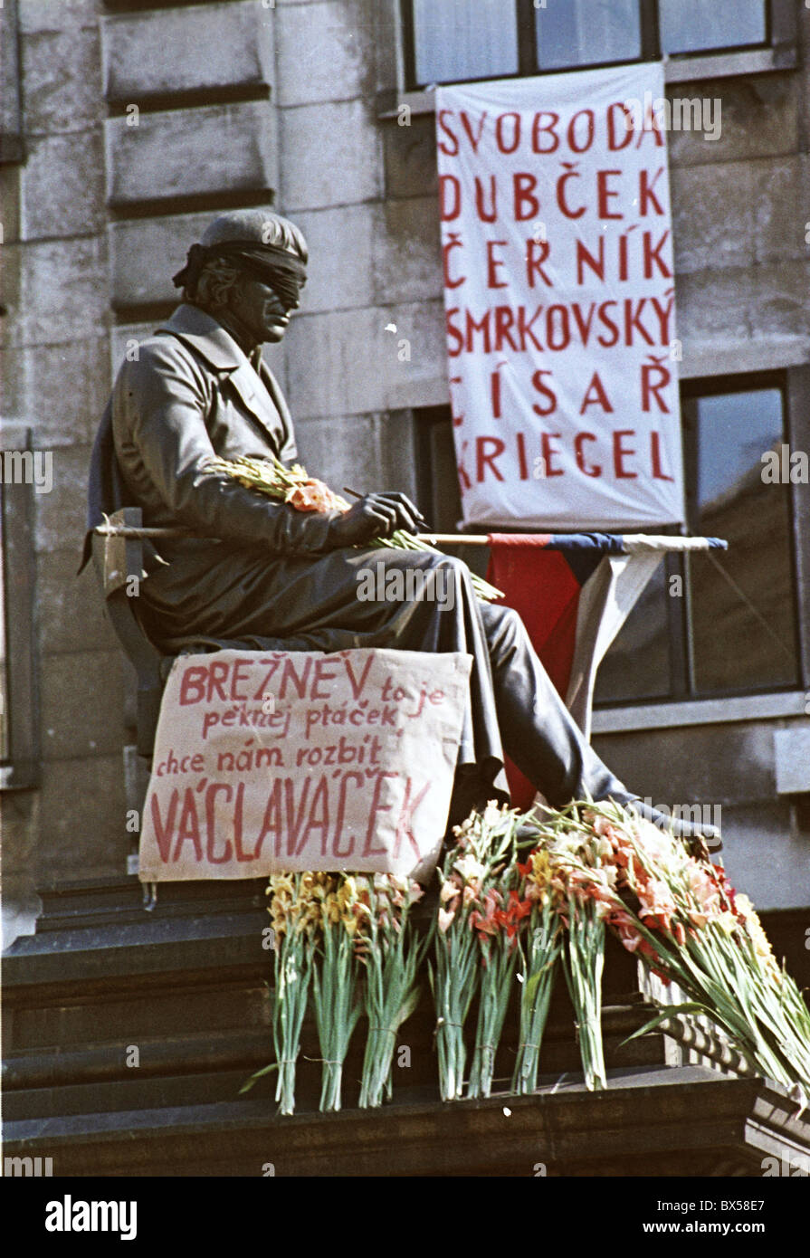 protest, slogan, message, monument, Prague Stock Photo - Alamy
