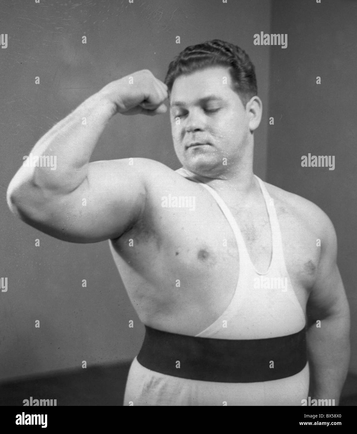 Czechoslovakia 1937, weight lifter Vaclav Psenicka Stock Photo - Alamy