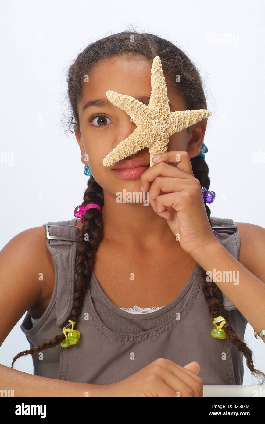 Girl starfish eye hi-res stock photography and images - Alamy