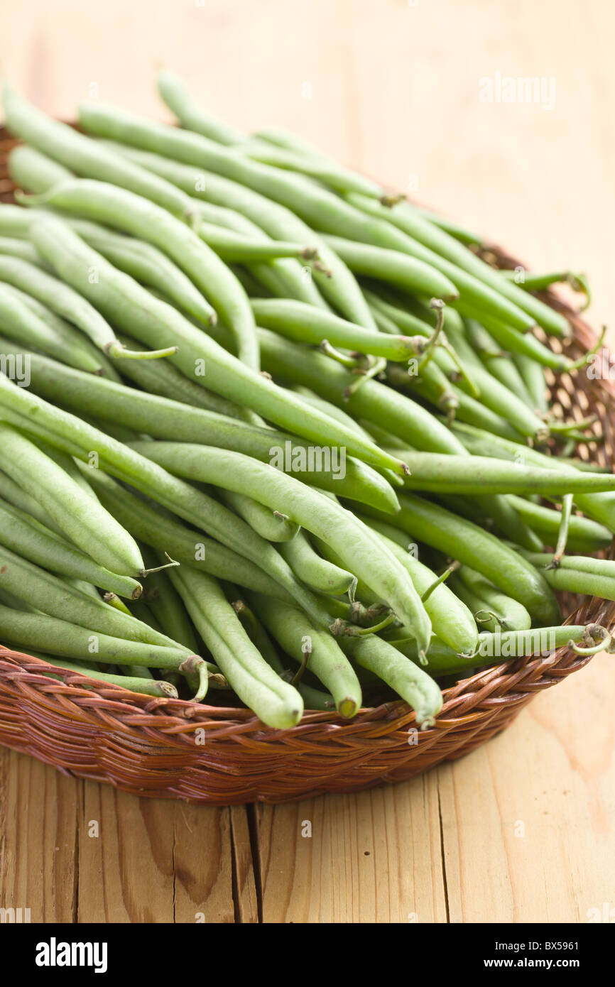 Green bean basket hi-res stock photography and images - Alamy