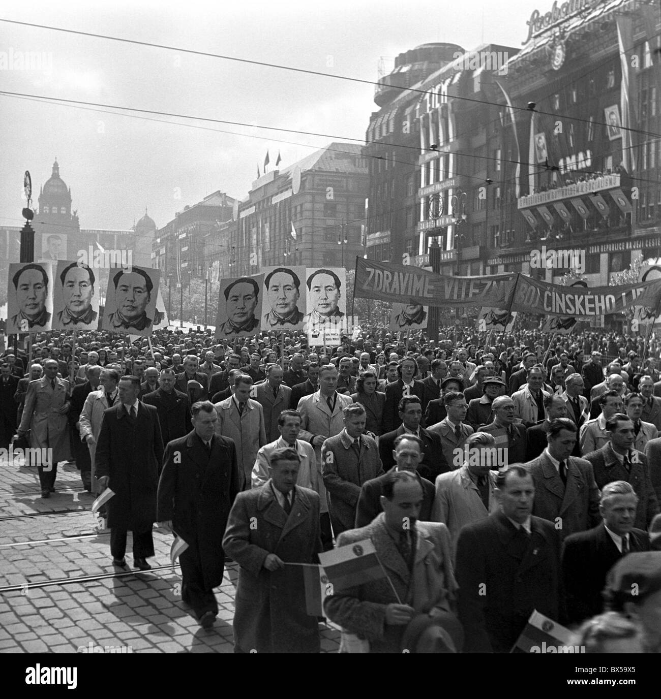May day parade in 1949, Mao Stock Photo - Alamy