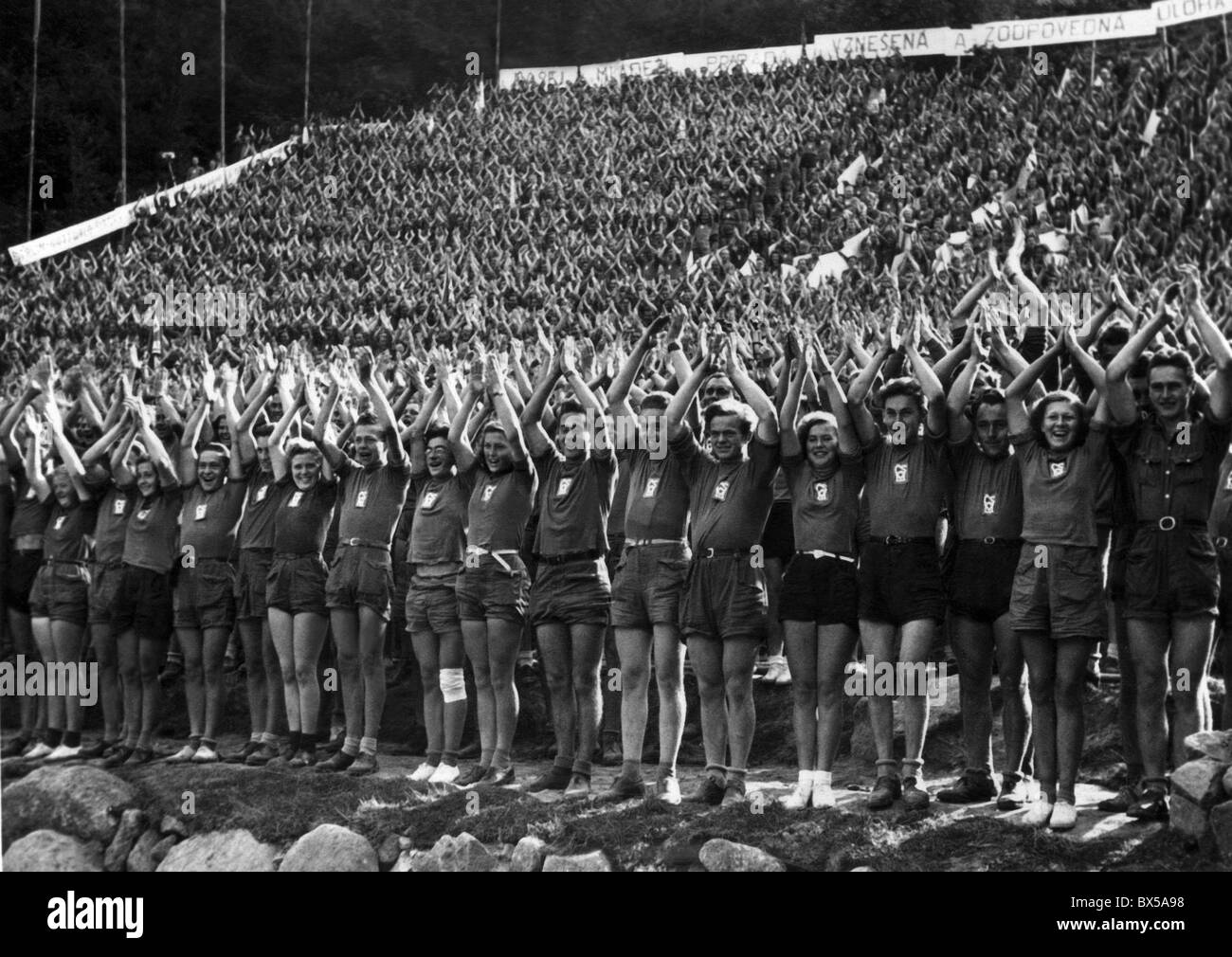 Track workers Black and White Stock Photos & Images - Alamy