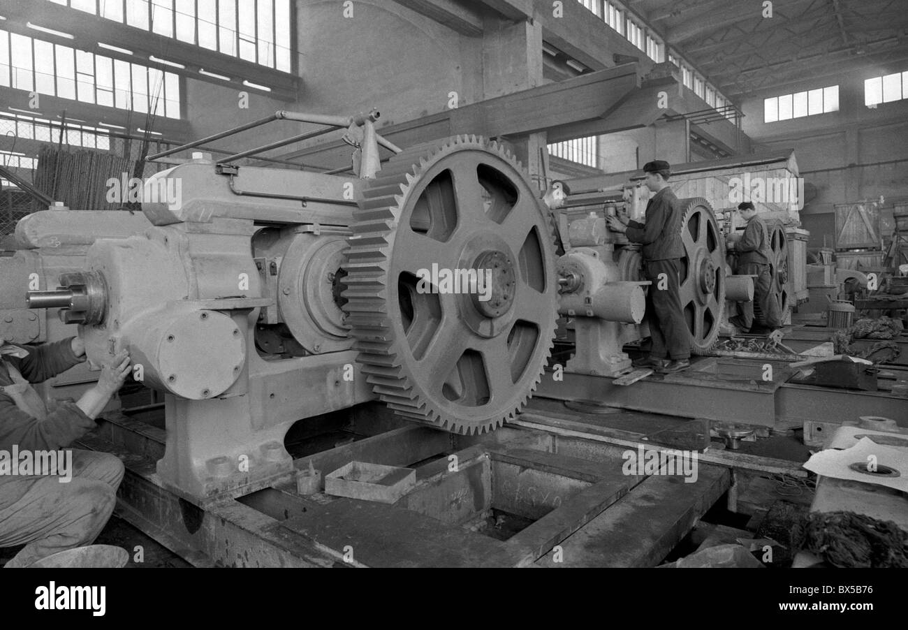 Steel rolling machine factory hi-res stock photography and images - Alamy