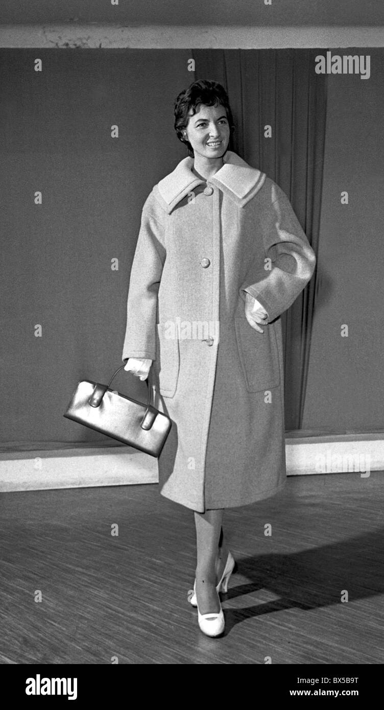 1959 fashion hi-res stock photography and images - Alamy