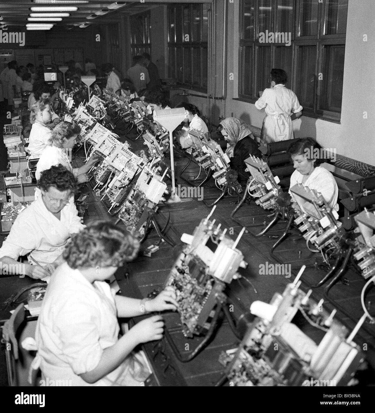 Television factory Black and White Stock Photos & Images - Alamy