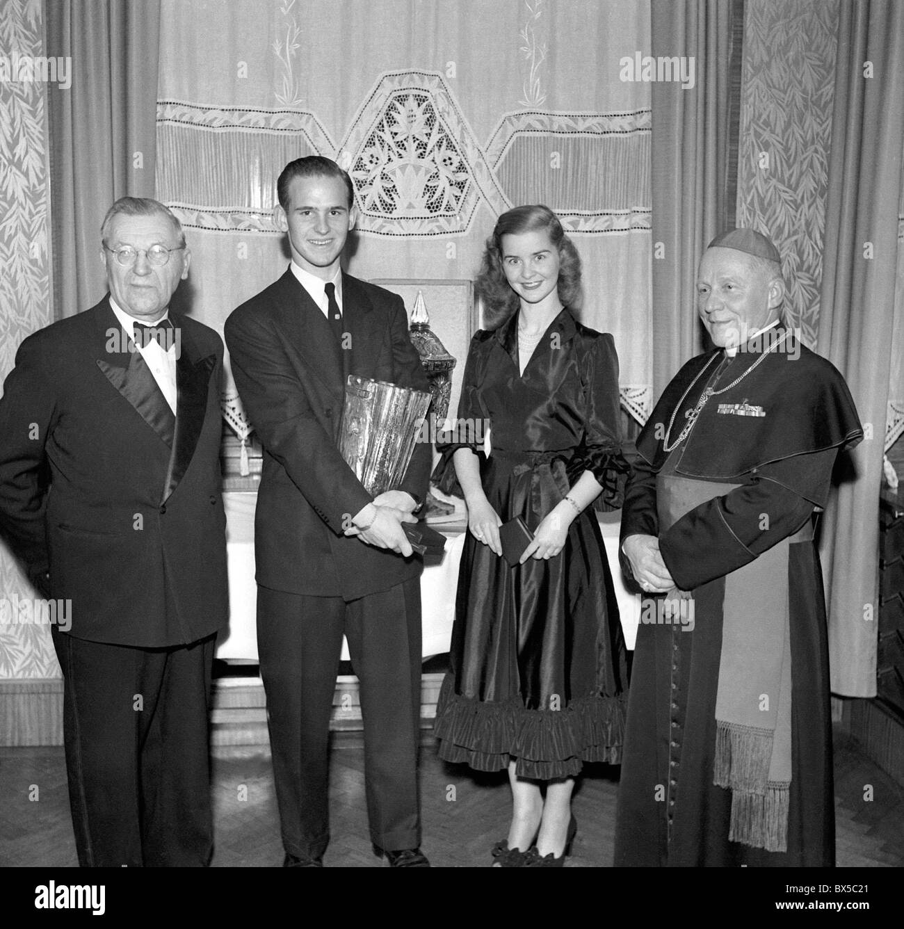 Ann scott hi-res stock photography and images - Alamy