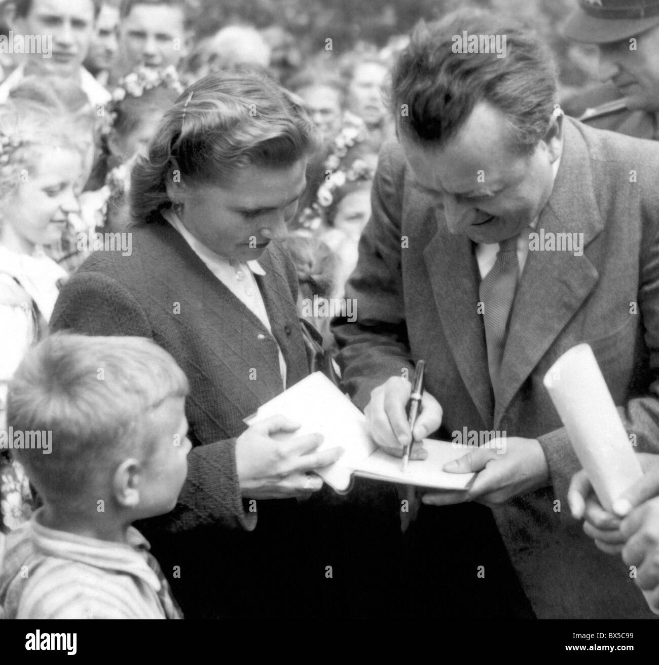 Communist election, propagqnda Stock Photo - Alamy