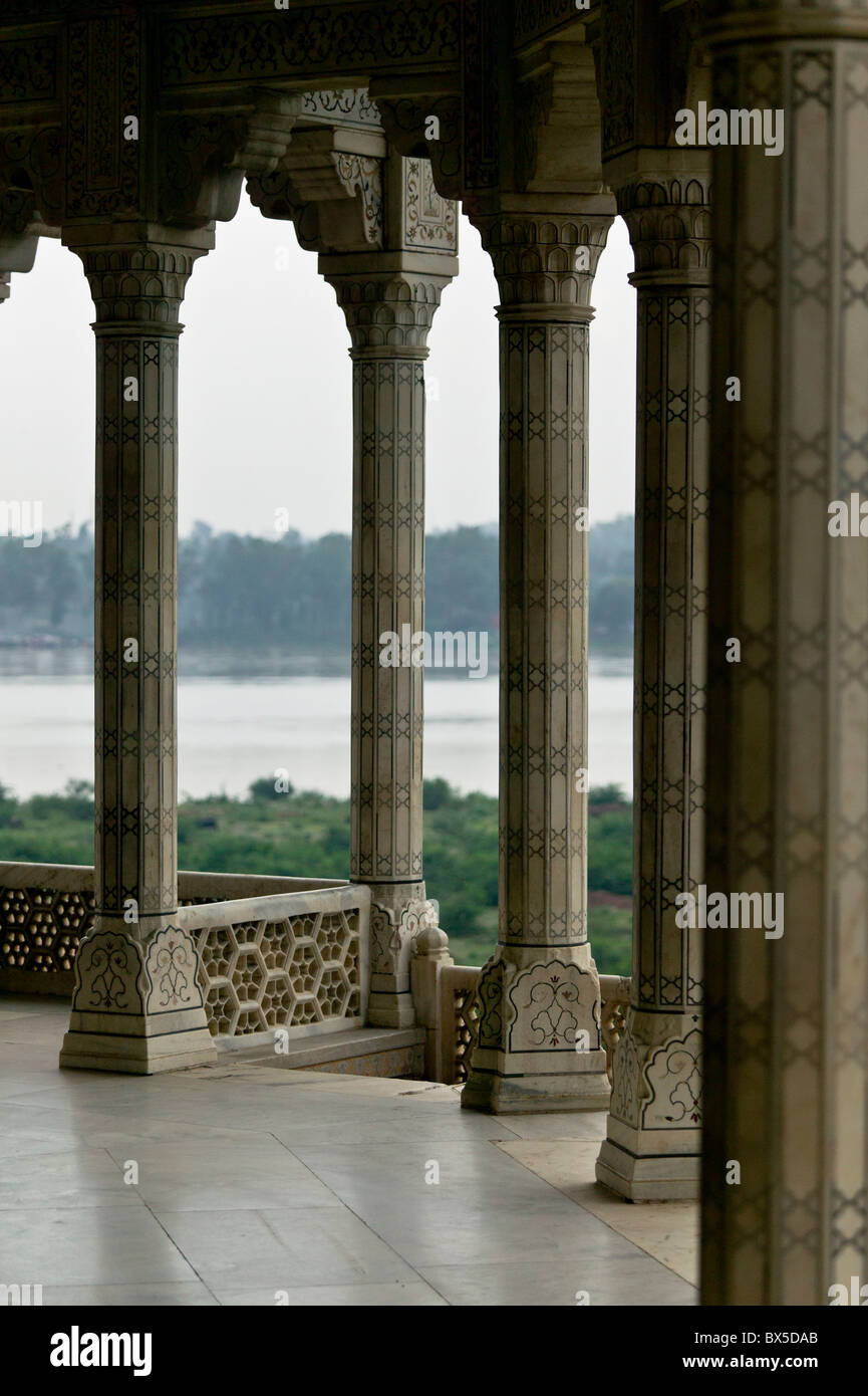 marble columns, wall and floor or the Agra Fort overlooking the Yamuna ...