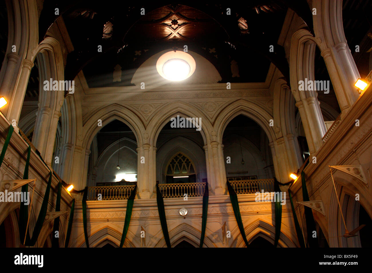 Lahore college hi-res stock photography and images - Alamy