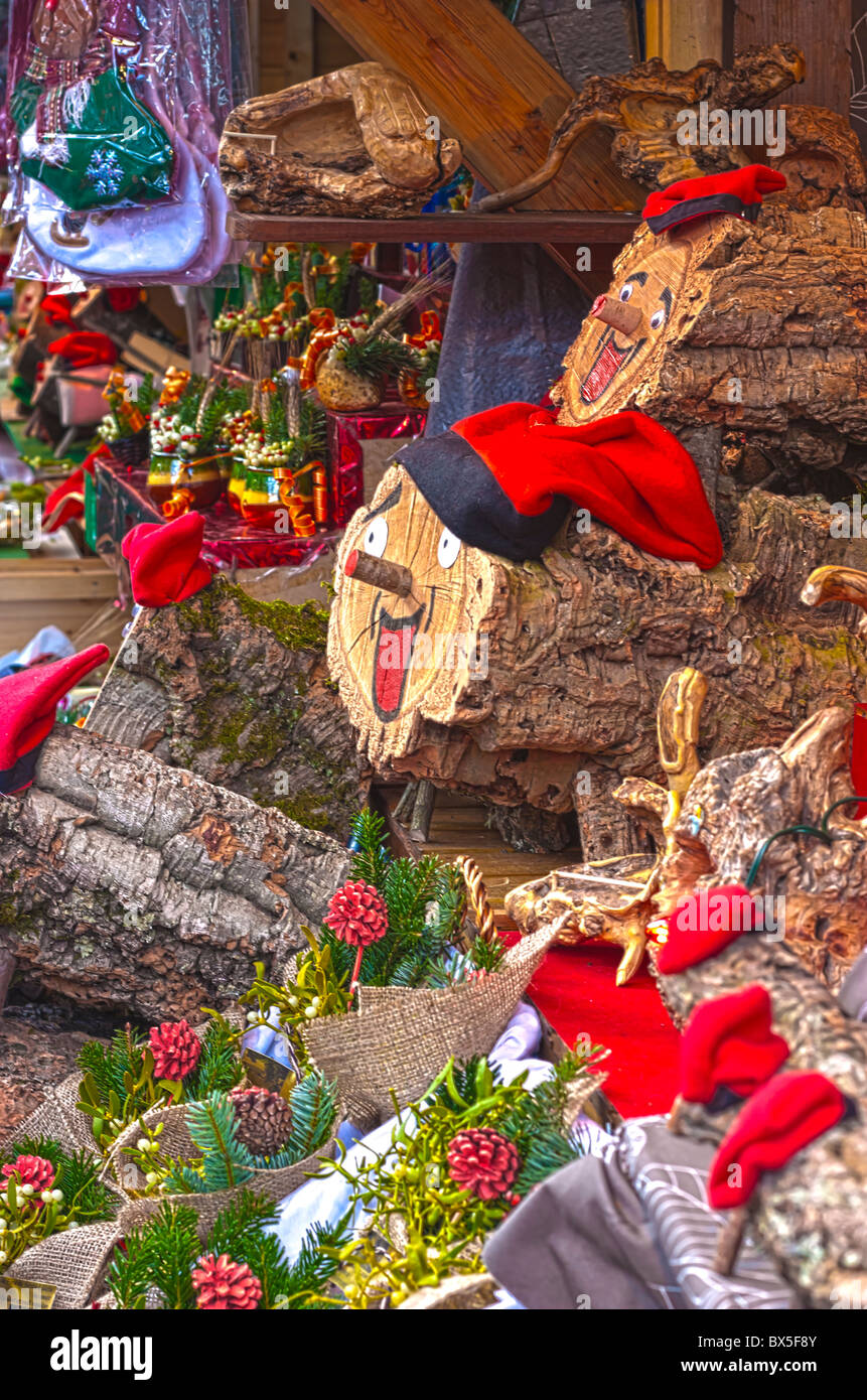 Santa Lucia fair, traditional market in Barcelona where you can buy all ...