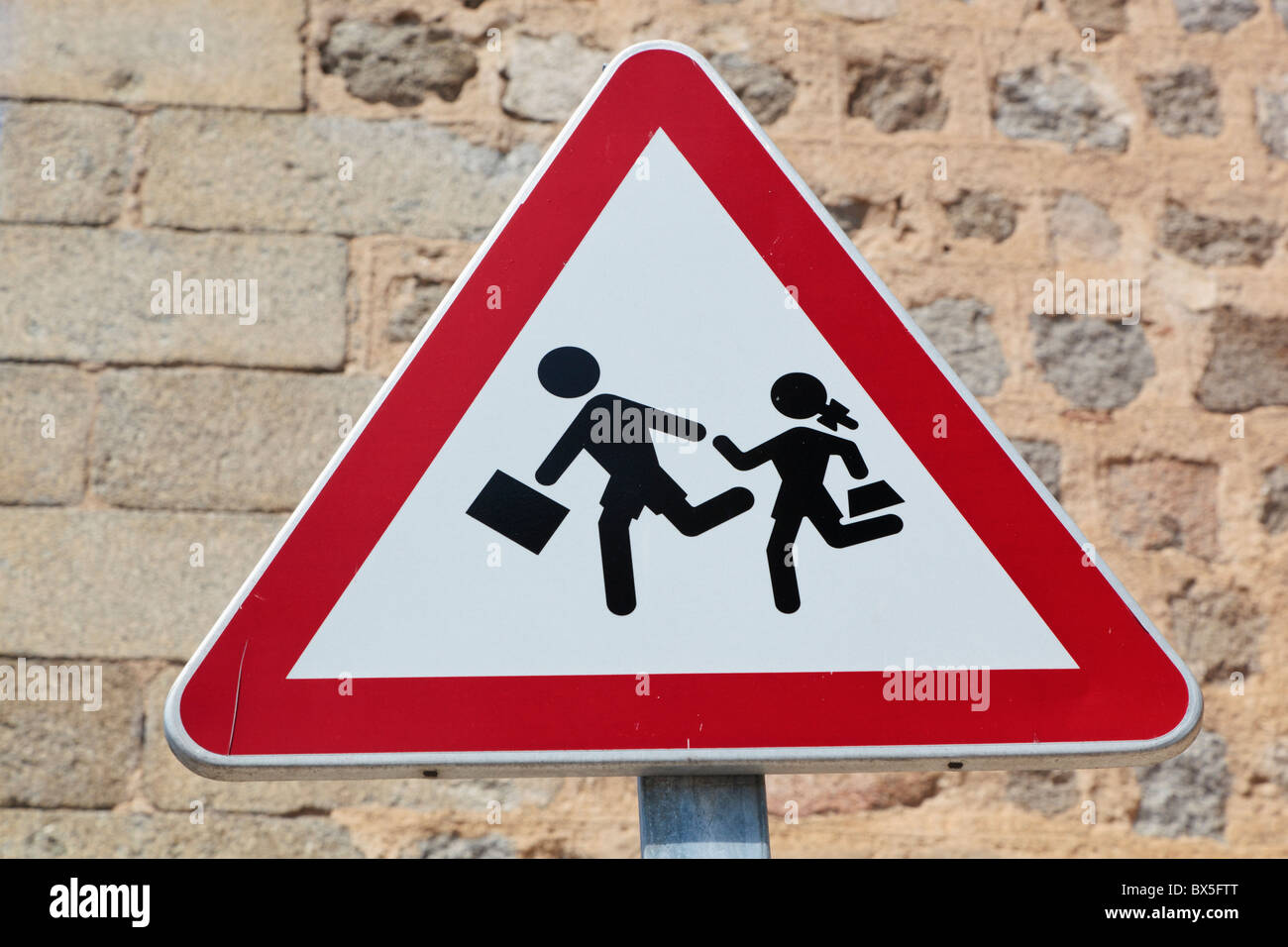School Crossing Signs High Resolution Stock Photography and Images - Alamy
