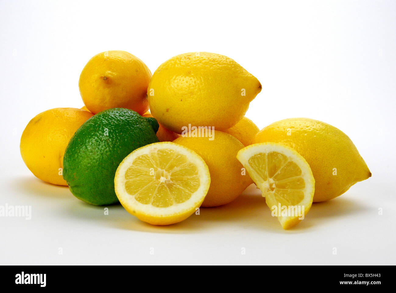 Lemons and lime Stock Photo - Alamy