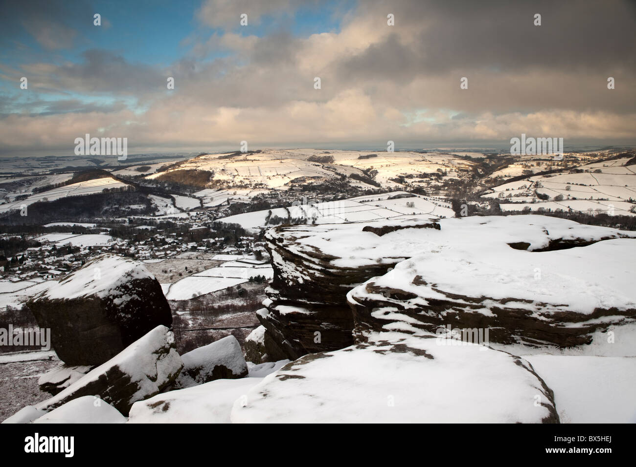 Curbar Edge in the Peak District Derbyshire after heavy snowfall ...
