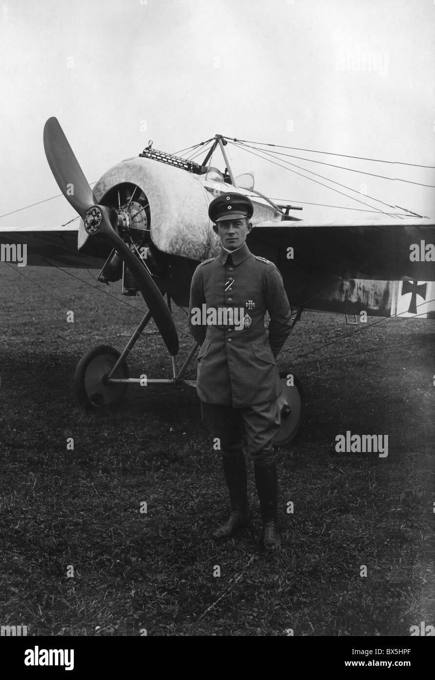 German Pilot Officers High Resolution Stock Photography and Images - Alamy