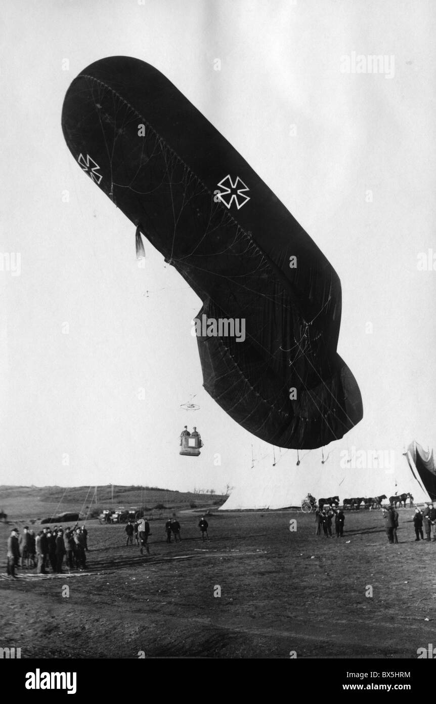 Reconnaissance Balloon High Resolution Stock Photography and Images - Alamy