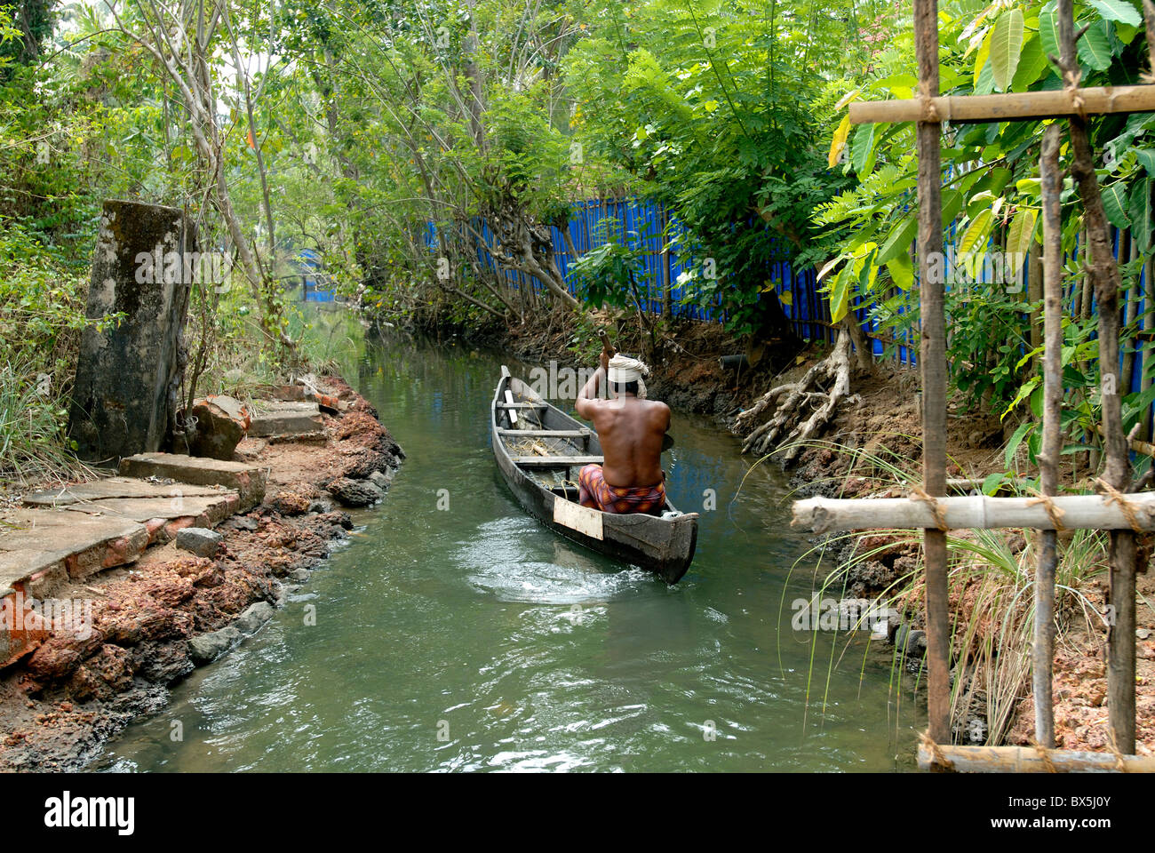 BACKWATERS OF CHERAI KERALA Stock Photo - Alamy