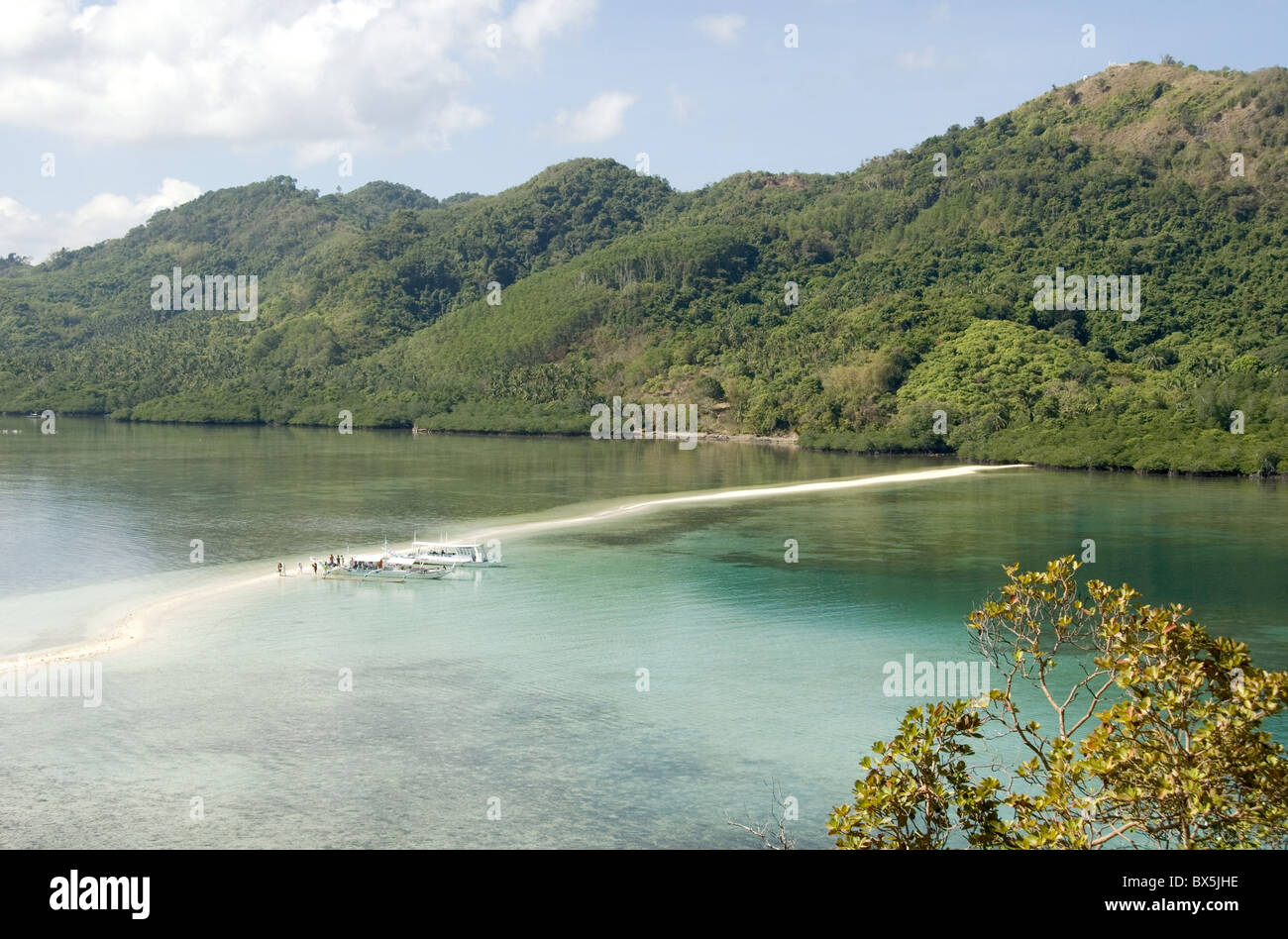 Vigan Island, the Snake Island sand spit, Bacuit Bay, Palawan ...