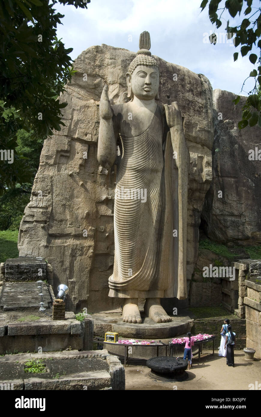 12 metres tall hi-res stock photography and images - Alamy