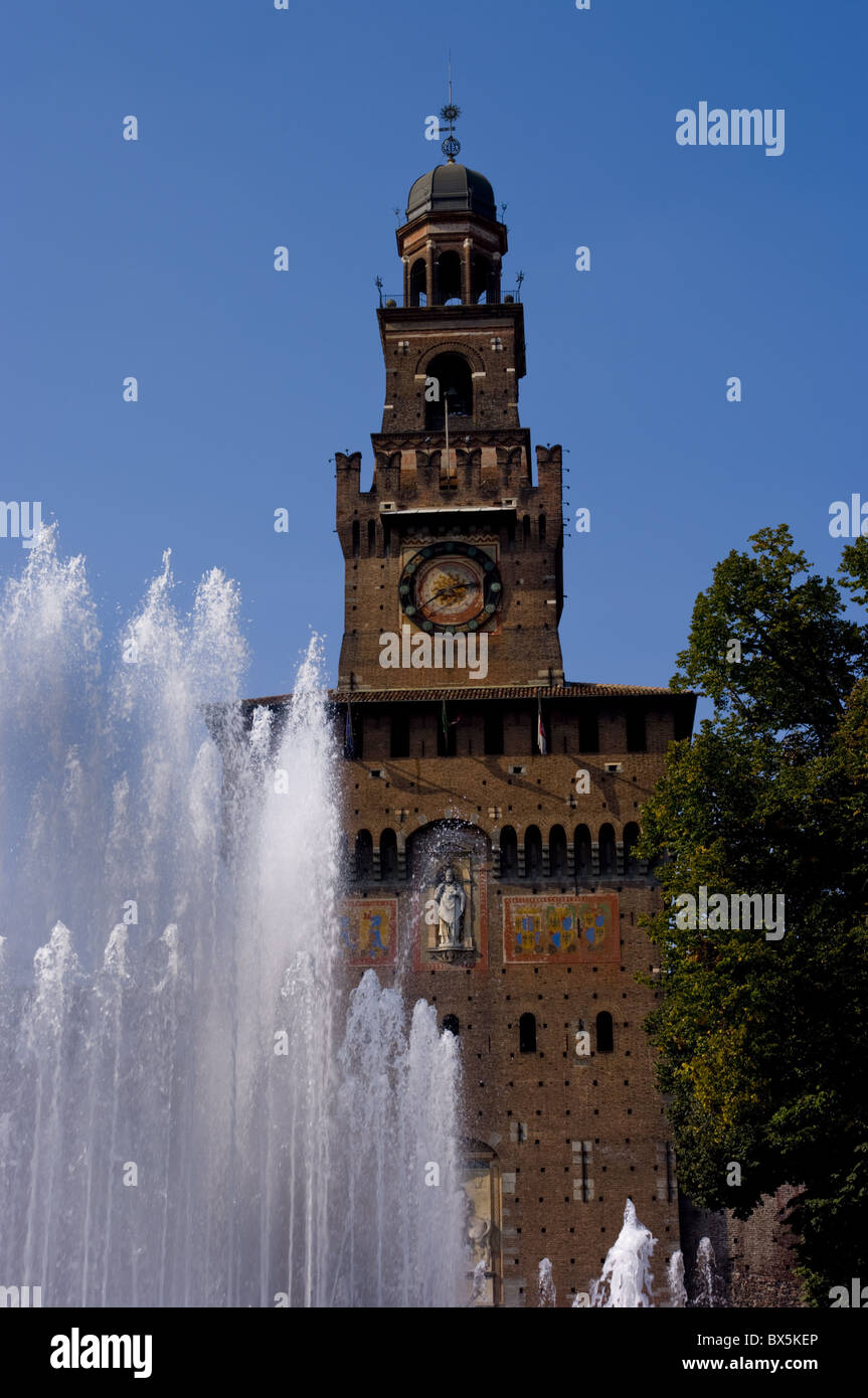 Clock tower milan italy hi-res stock photography and images - Alamy