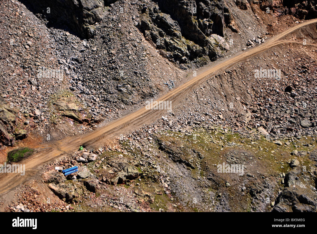 Unpaved curve hi-res stock photography and images - Alamy