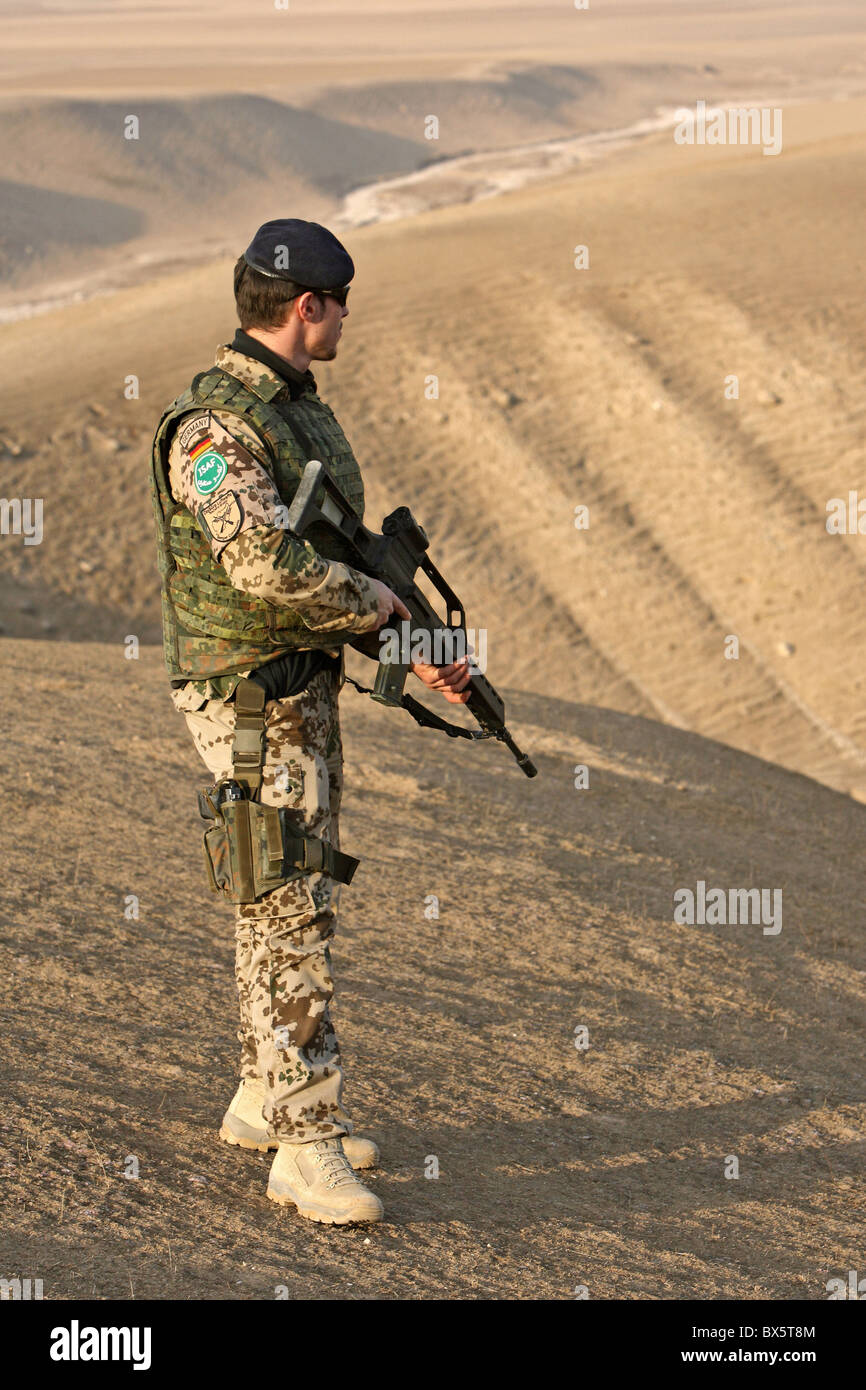 German mountain troops rifle hi-res stock photography and images - Alamy