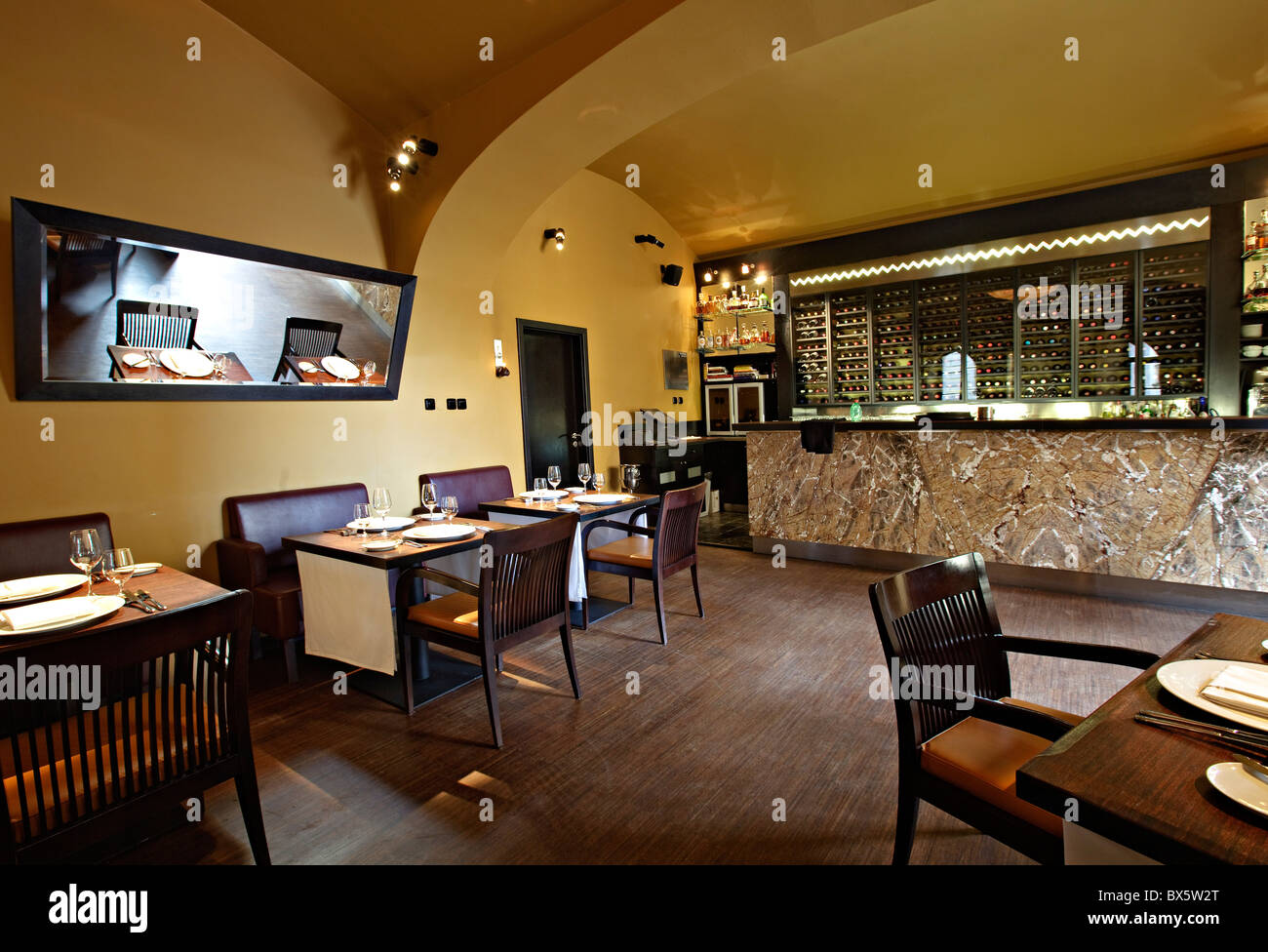 Cuisine bourgeoise hi-res stock photography and images - Alamy