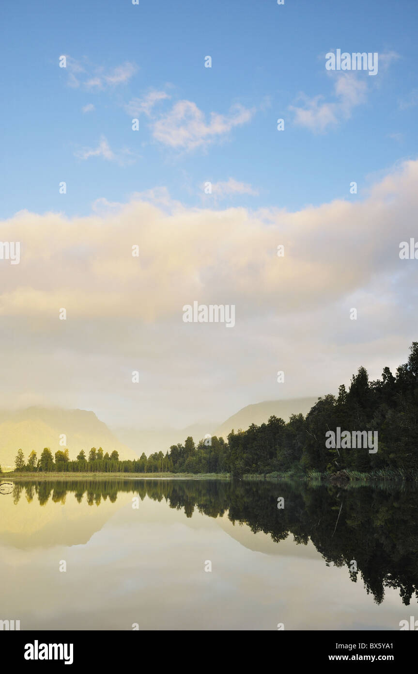Sunset, Lake Matheson, Westland Tai Poutini National Park, UNESCO World ...