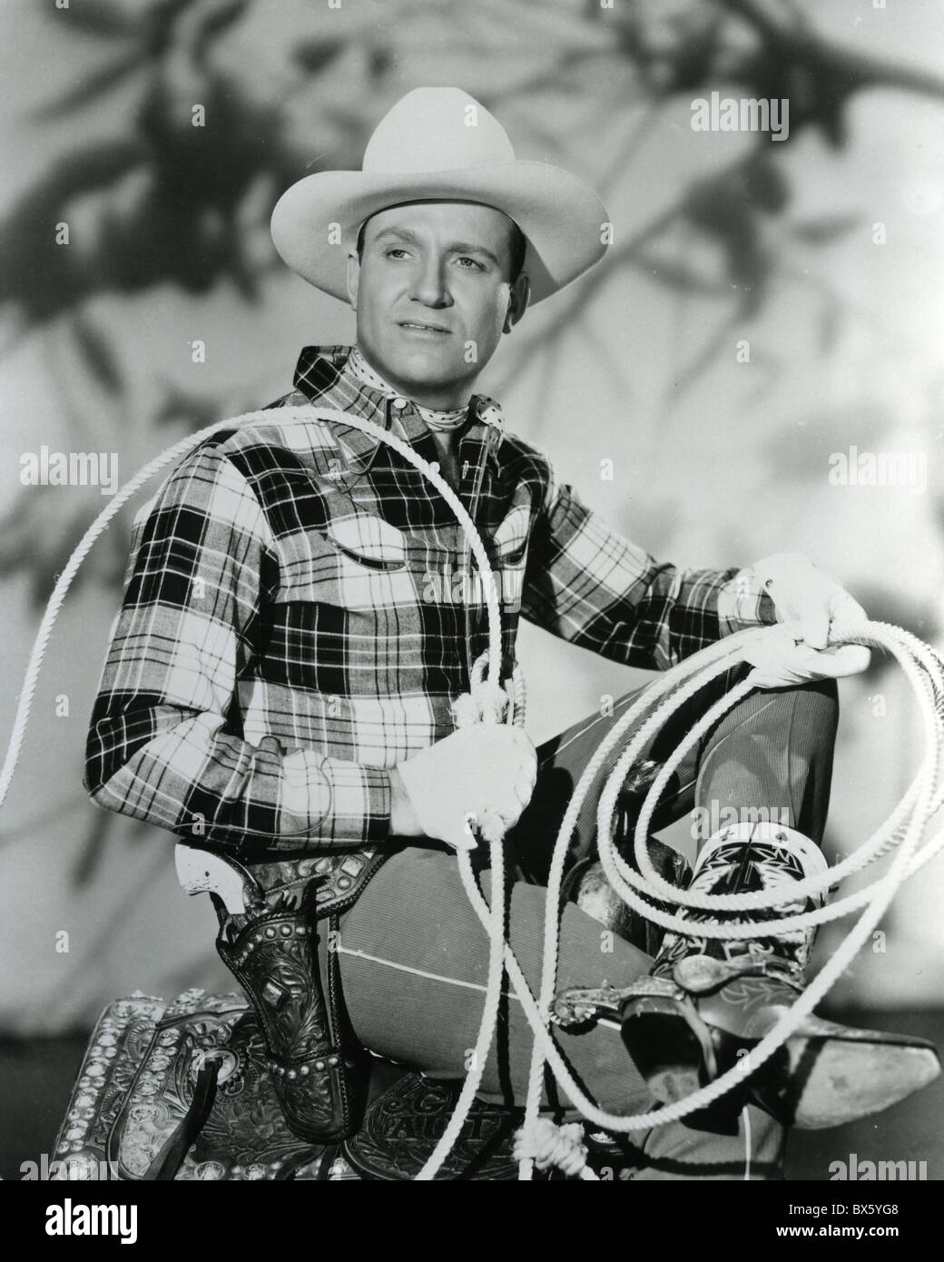 GENE AUTRY (1907-1998) US Western cowboy singer and actor Stock Photo ...