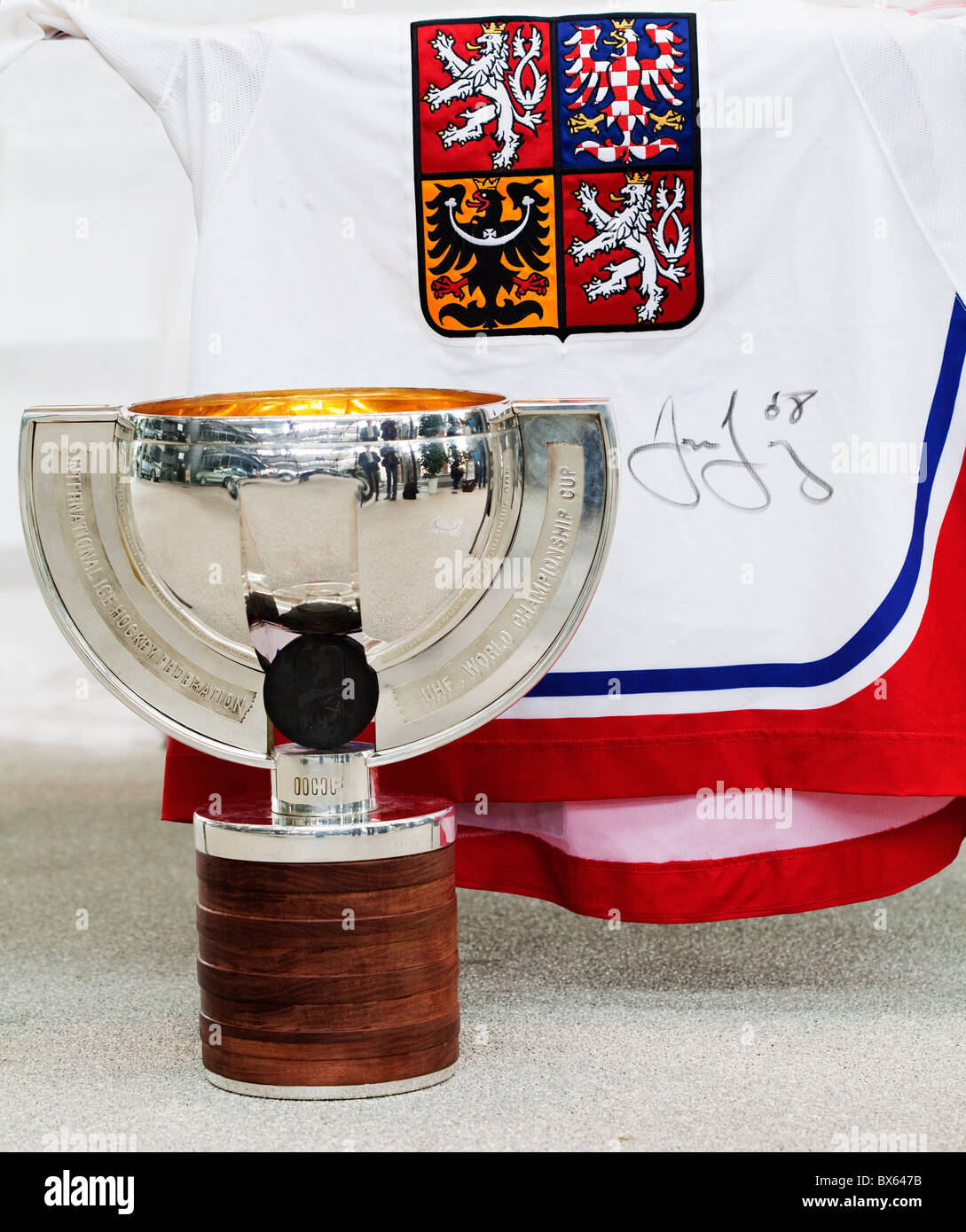 Hockey trophy russia hi-res stock photography and images - Alamy