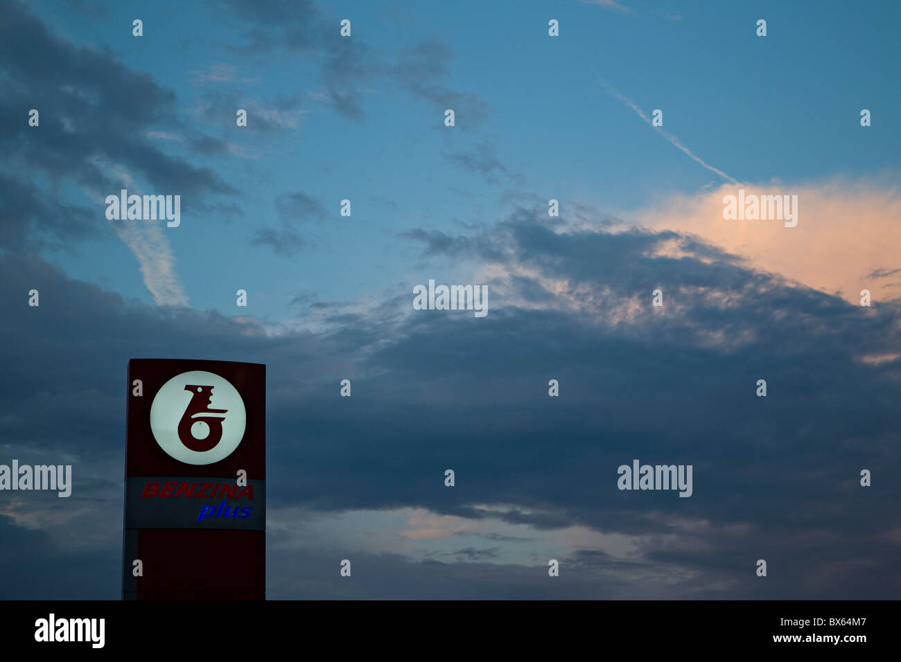 Benzina, gas, logo. (CTK Photo/Martin Sterba Stock Photo - Alamy