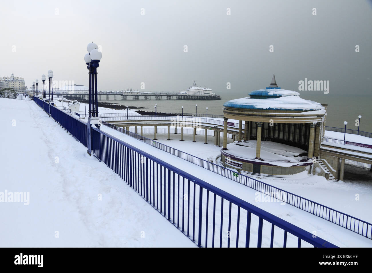 Eastbourne Pier and Band Stand in the snow Stock Photo - Alamy
