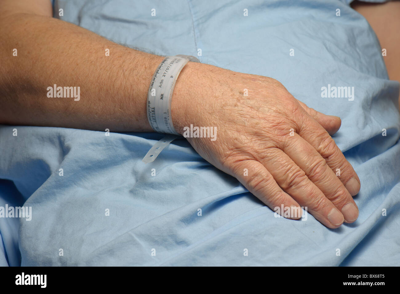 Hospital wristband hi-res stock photography and images - Alamy