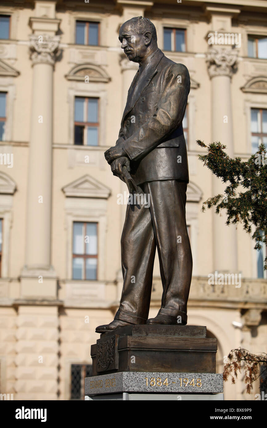 sculpture Edvard Benes Stock Photo - Alamy